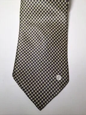 Versace | Accessories | Gianni Versace Silk Tie Vintage 9s Houndstooth ...